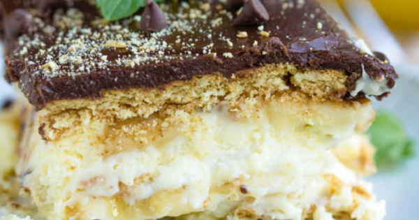 Magnolia Bakery Chocolate Eclair Banana Pudding