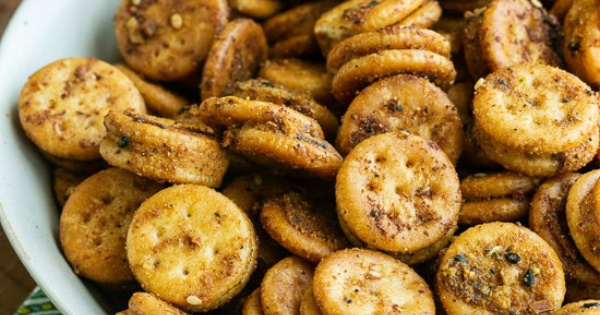 BAKED SEASONED RITZ BITS