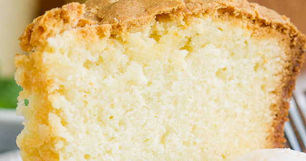 OLD SCHOOL SOUTHERN BUTTER POUND CAKE