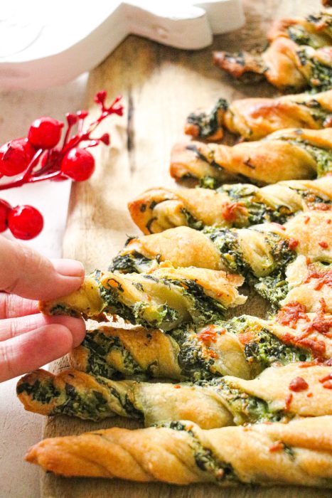 Christmas Tree Spinach Dip Appetizer