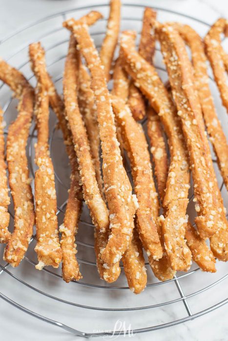 SOUTHERN CHEDDAR CHEESE STRAWS