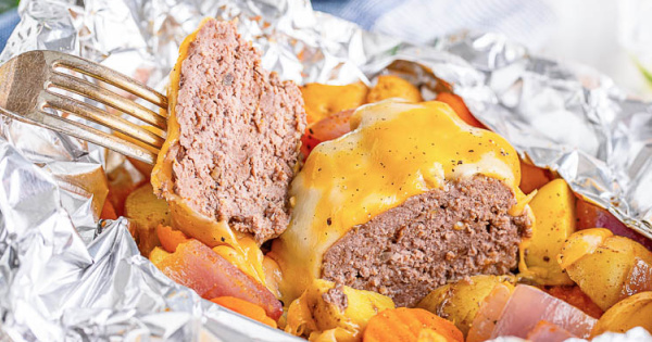 BURGER HOBO DINNER FOIL PACK