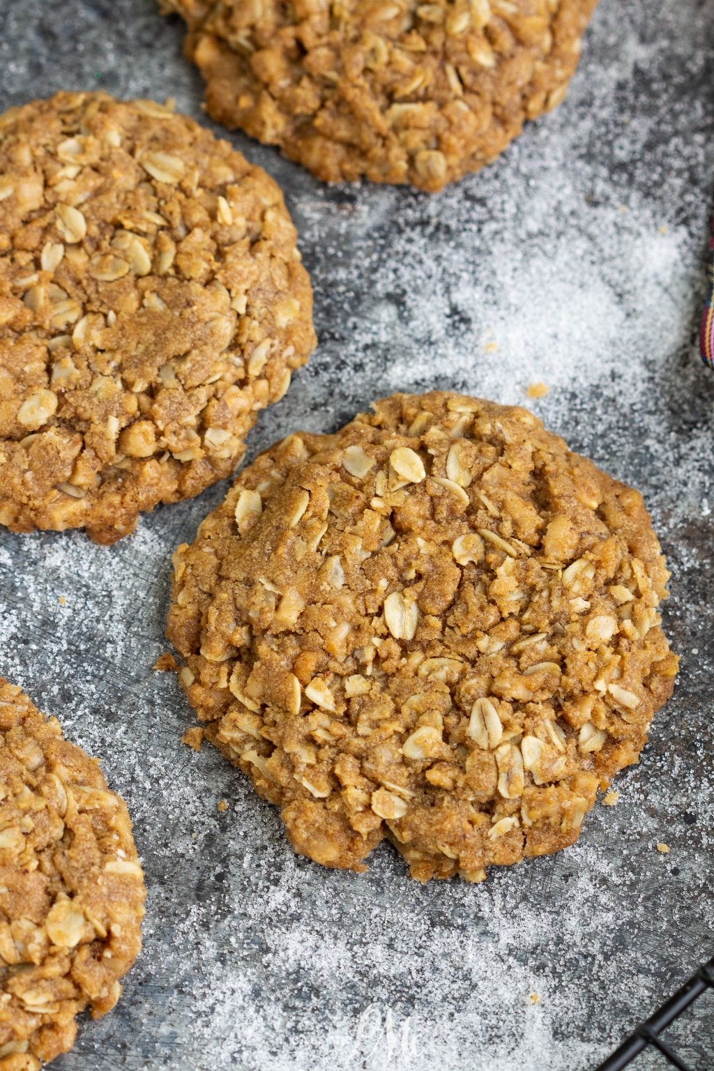 BISCOFF OATMEAL TOFFEE CRUNCH COOKIES