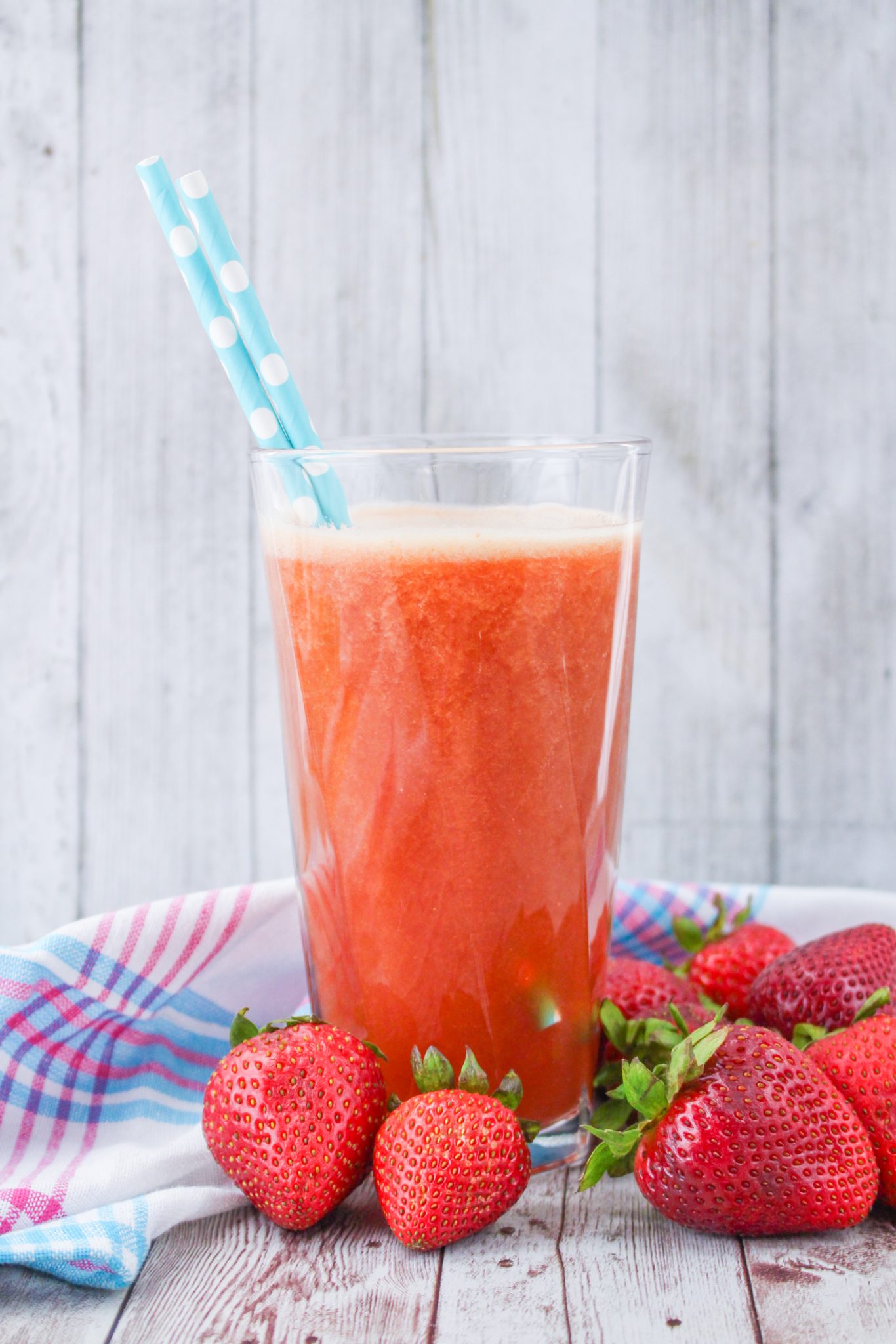 Boozy Strawberry Iced Tea
