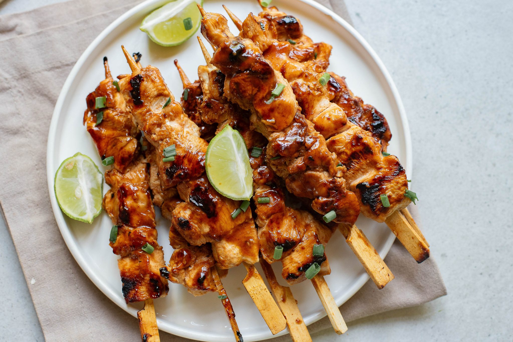 Bang Bang Chicken Kabobs: A Crowd-Pleasing Recipe