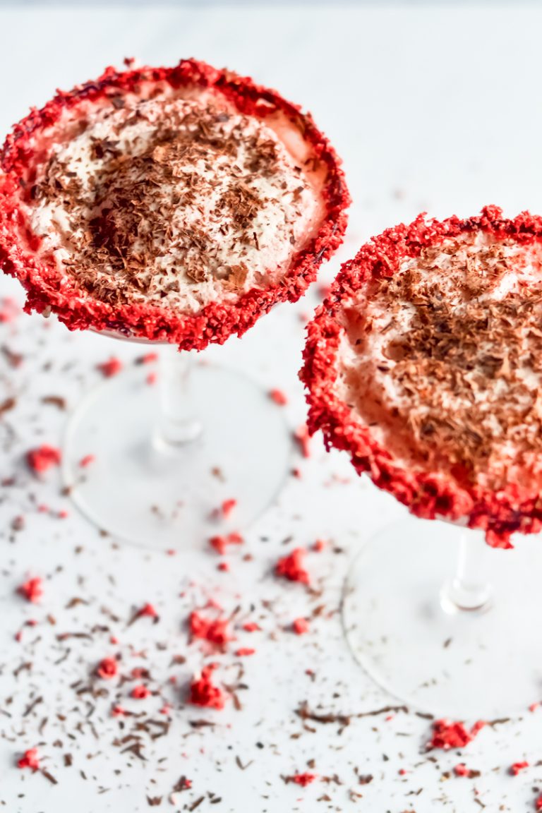 Red Velvet Mocktail (or Cocktail)