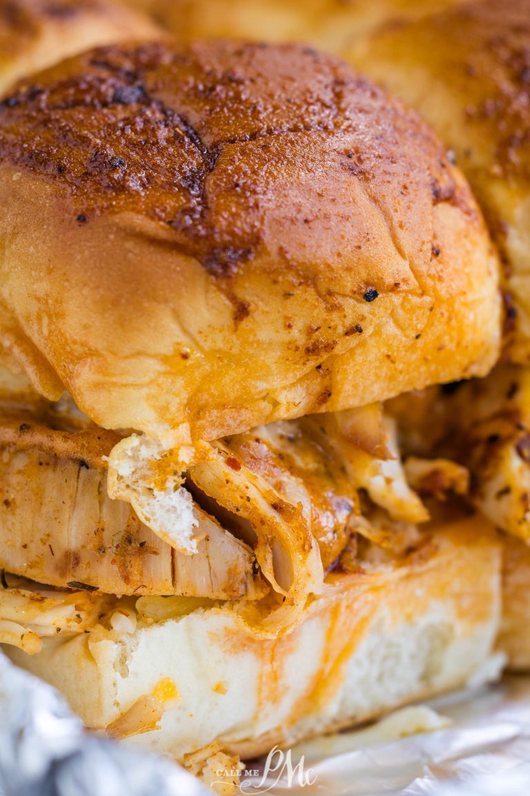 Queso Chipotle Chicken Sliders
