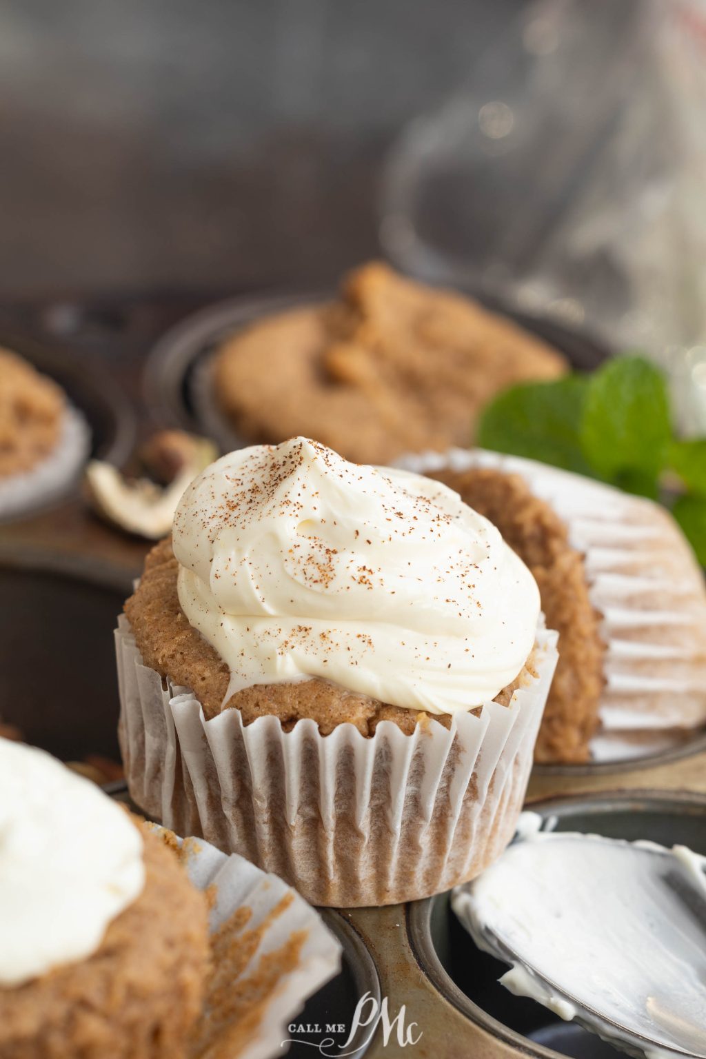 2-Ingredients Spice Muffins {with Cake Mix}