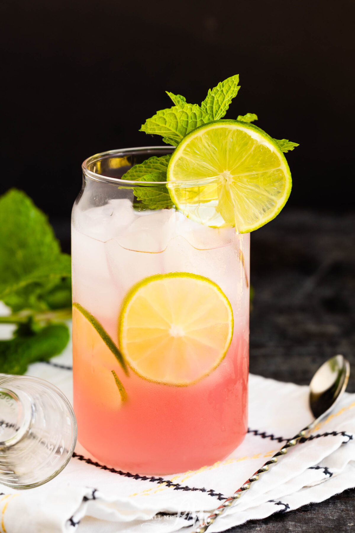 Malibu Pink Limeade – The Easy 3-Ingredient Summer Cocktail You’ll Sip ...